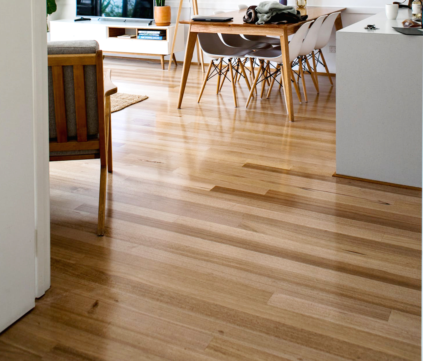 Engineered wood floors have a comfort zone too - Renova Flooring